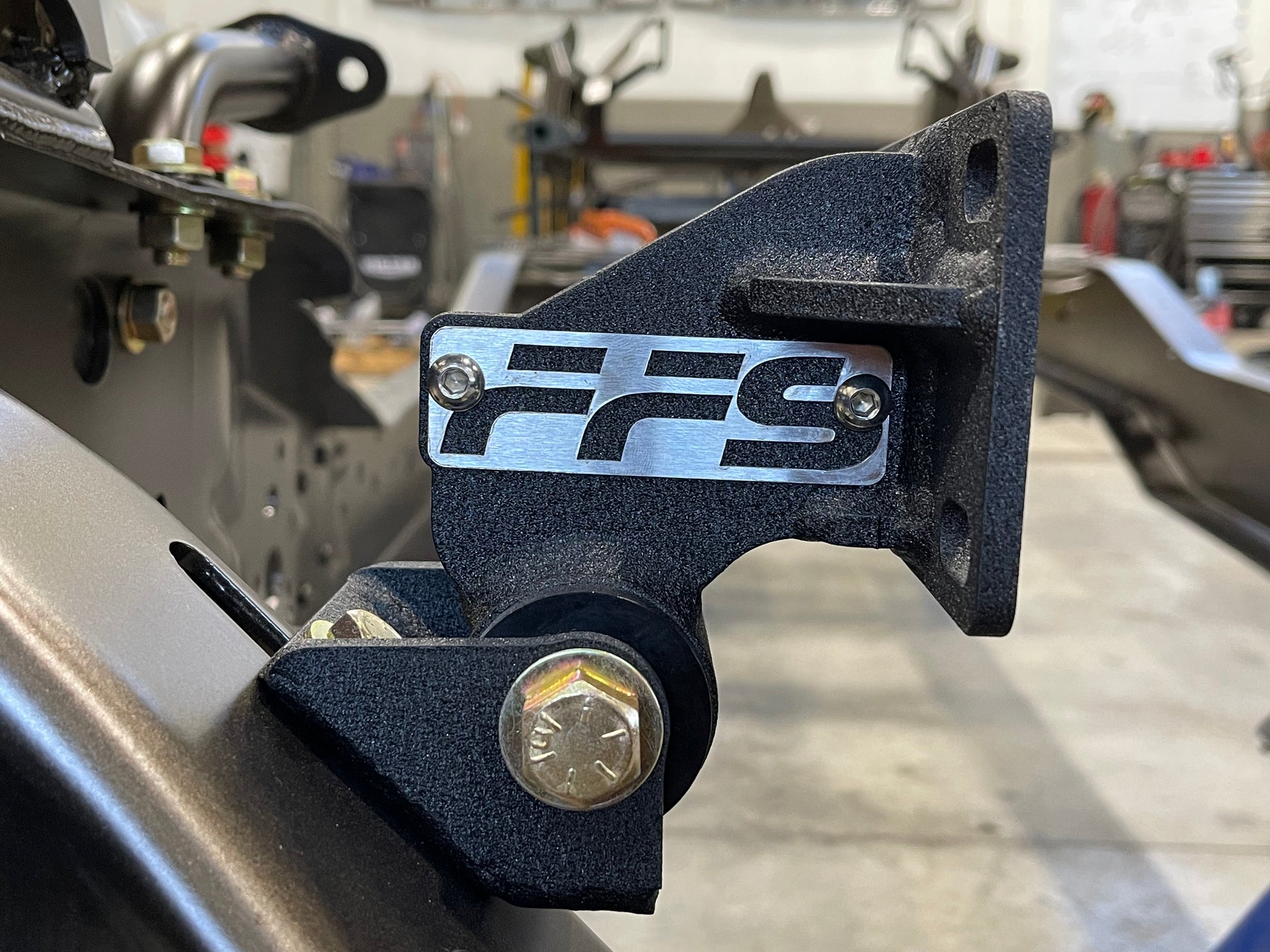 72-93 cummins 12v 24v and common rail engine swap motor mounts